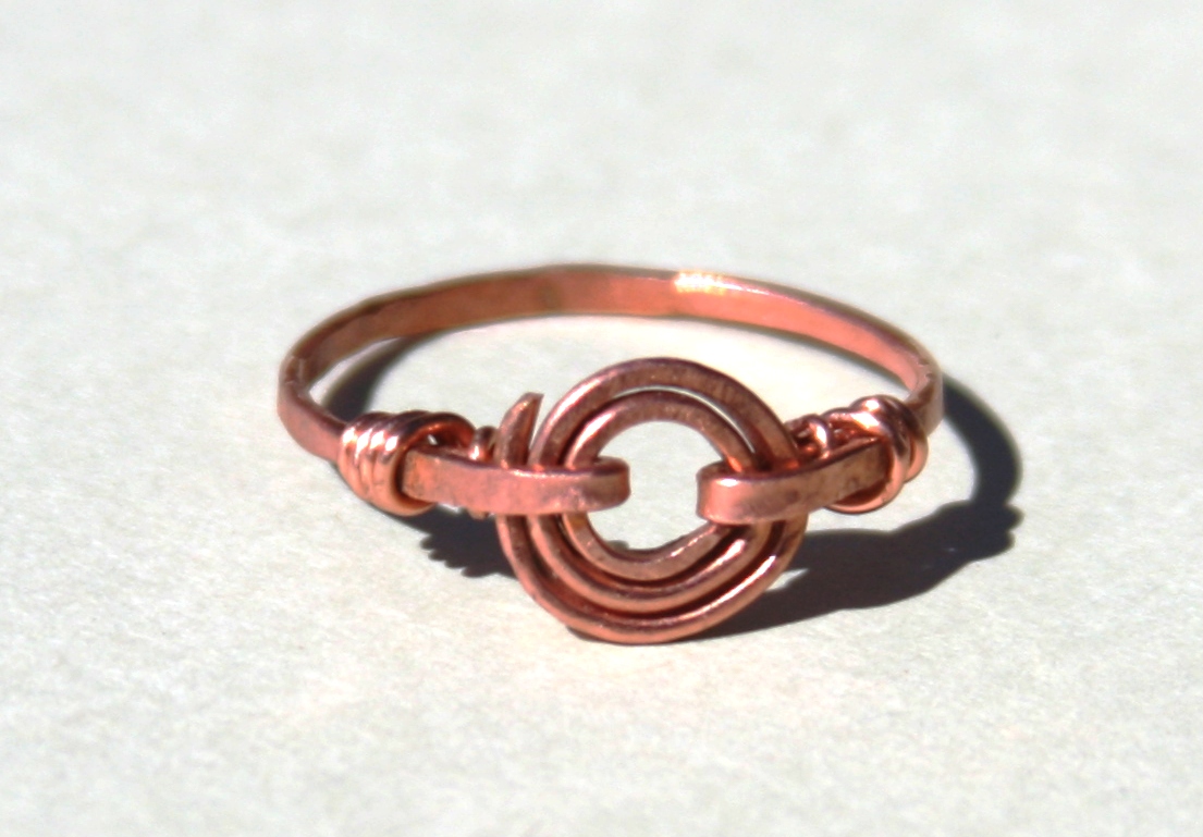 Copper Hammered Swirl Ring, Thin Ring on Luulla